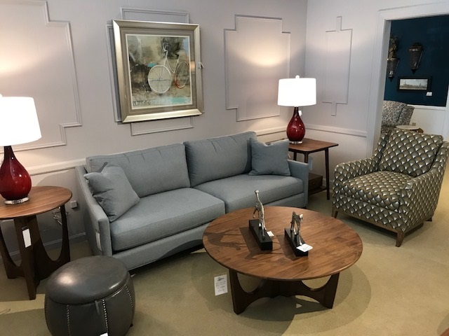E-Showroom - Russell's Furniture