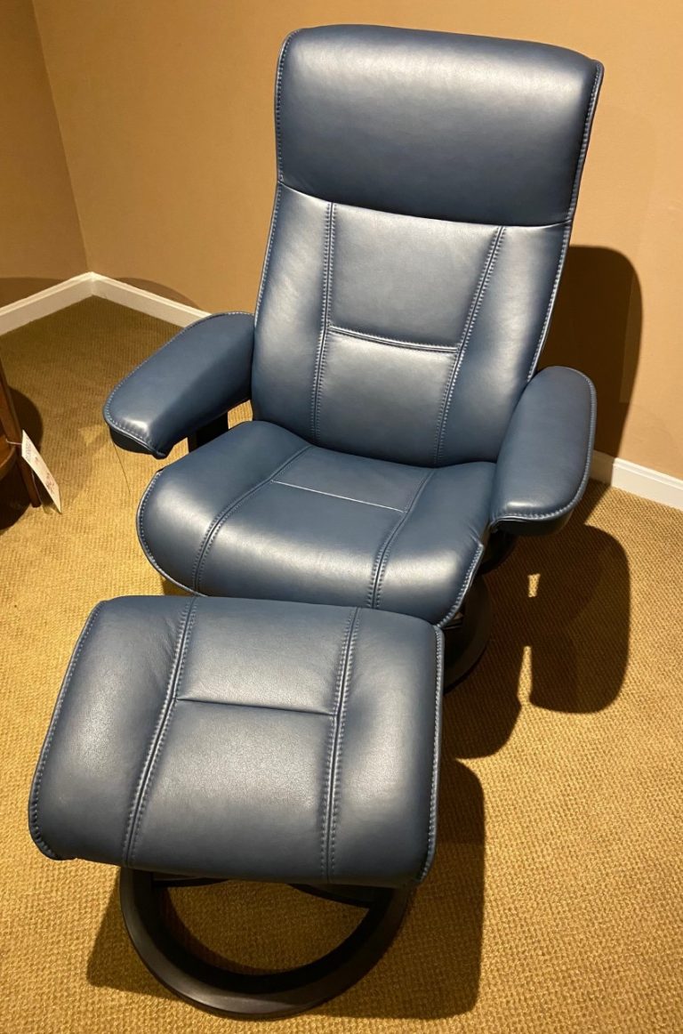 E-Showroom - Russell's Furniture