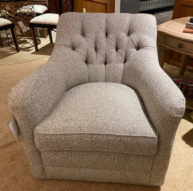 E-Showroom - Russell's Furniture