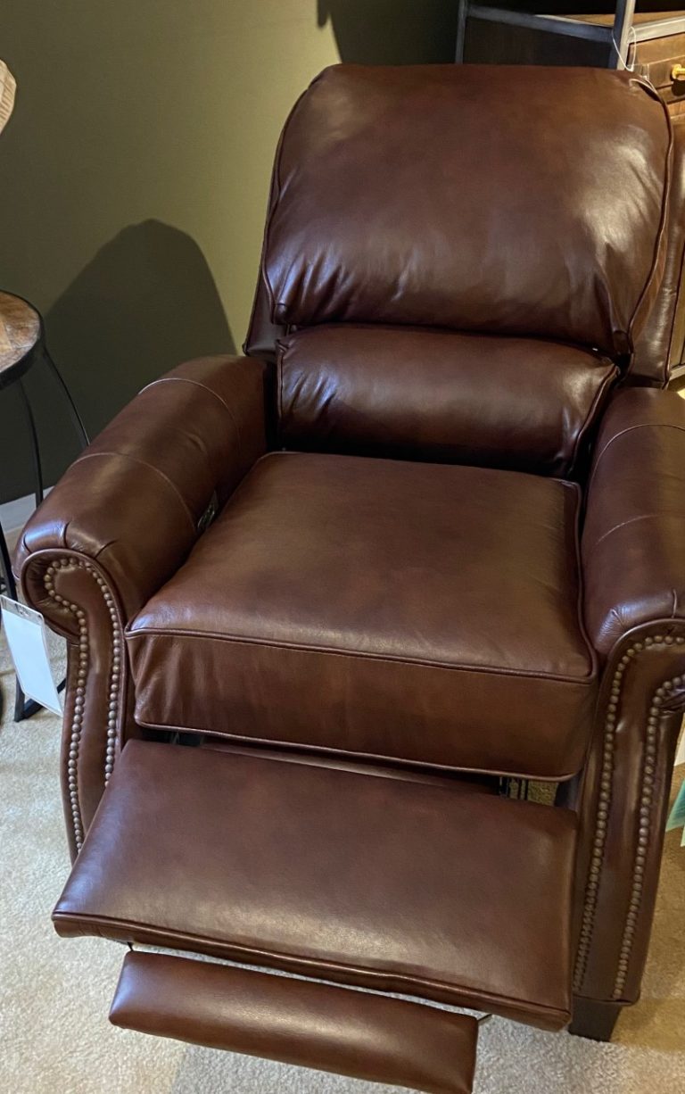 E-Showroom - Russell's Furniture