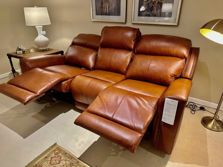 E-Showroom - Russell's Furniture