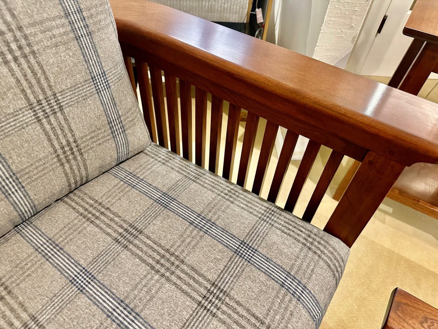 E-Showroom - Russell's Furniture