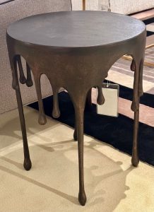 E-Showroom - Russell's Furniture