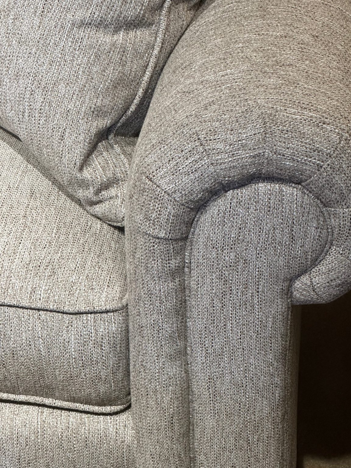 E-Showroom - Russell's Furniture