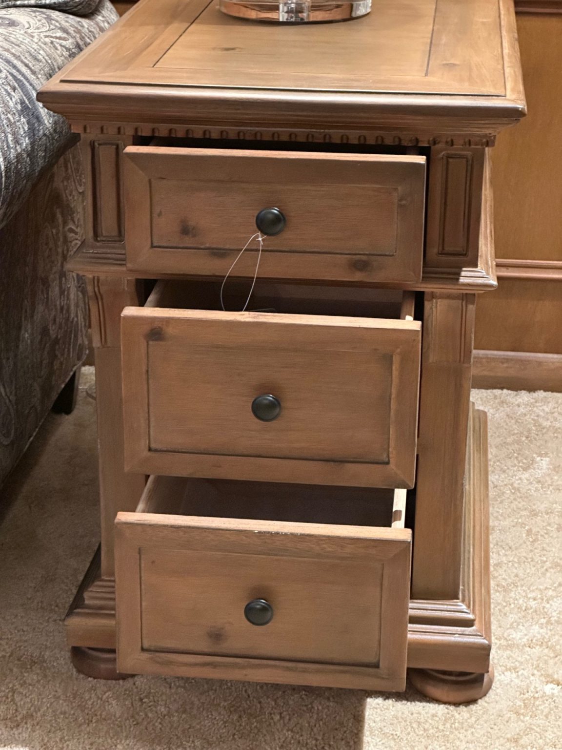 E-Showroom - Russell's Furniture