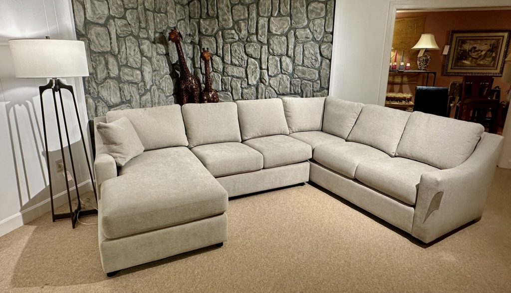 E-Showroom - Russell's Furniture