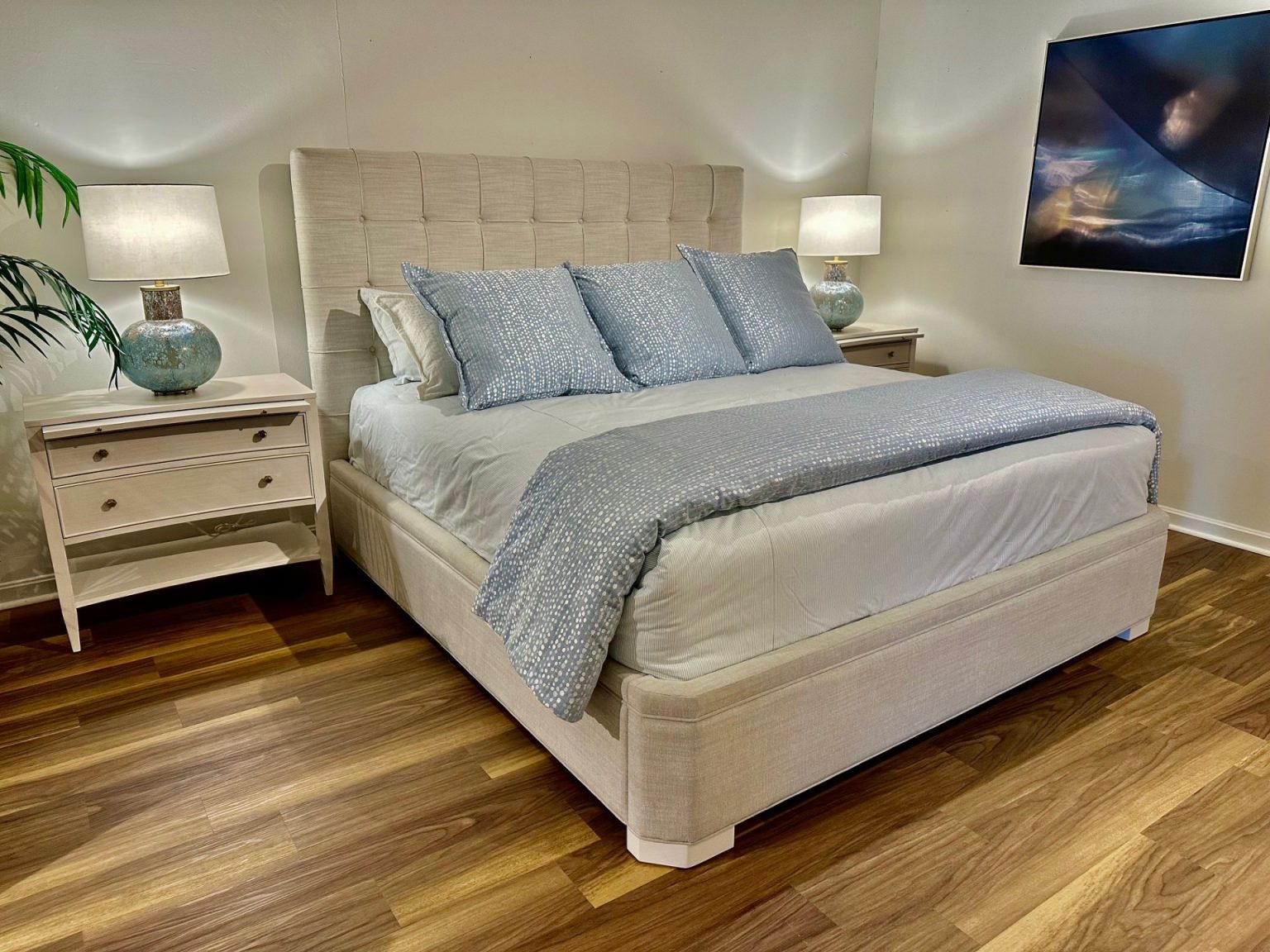 E-Showroom Bedroom - Russells Furniture